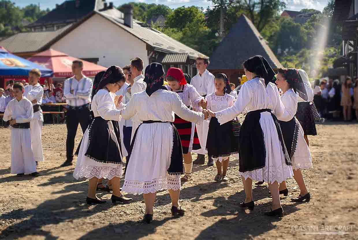 Romanian Traditional Costumes and Dances On Our Maramures Trip