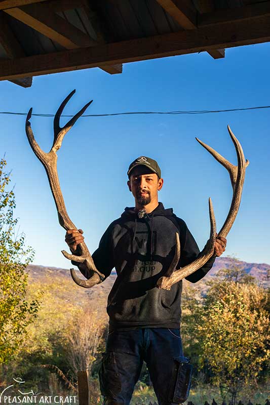Forging a Blacksmiths Knife With Deer Antler Handle